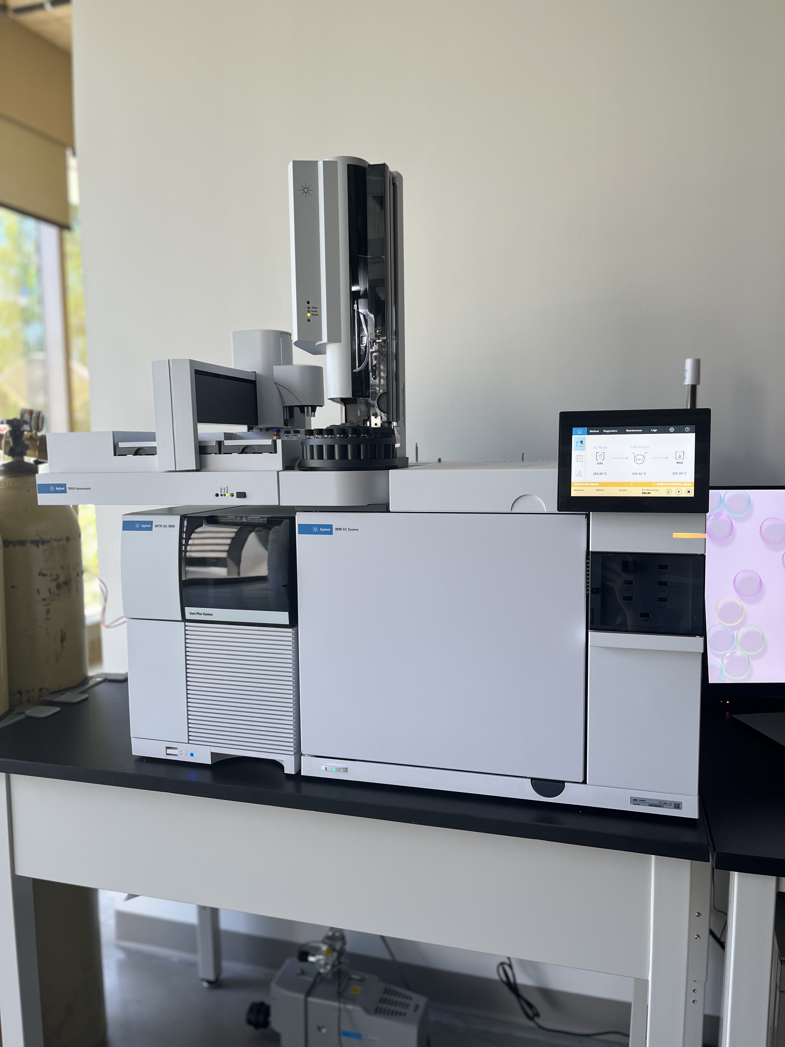 Instrumentation – Arctic Ecogeochemistry